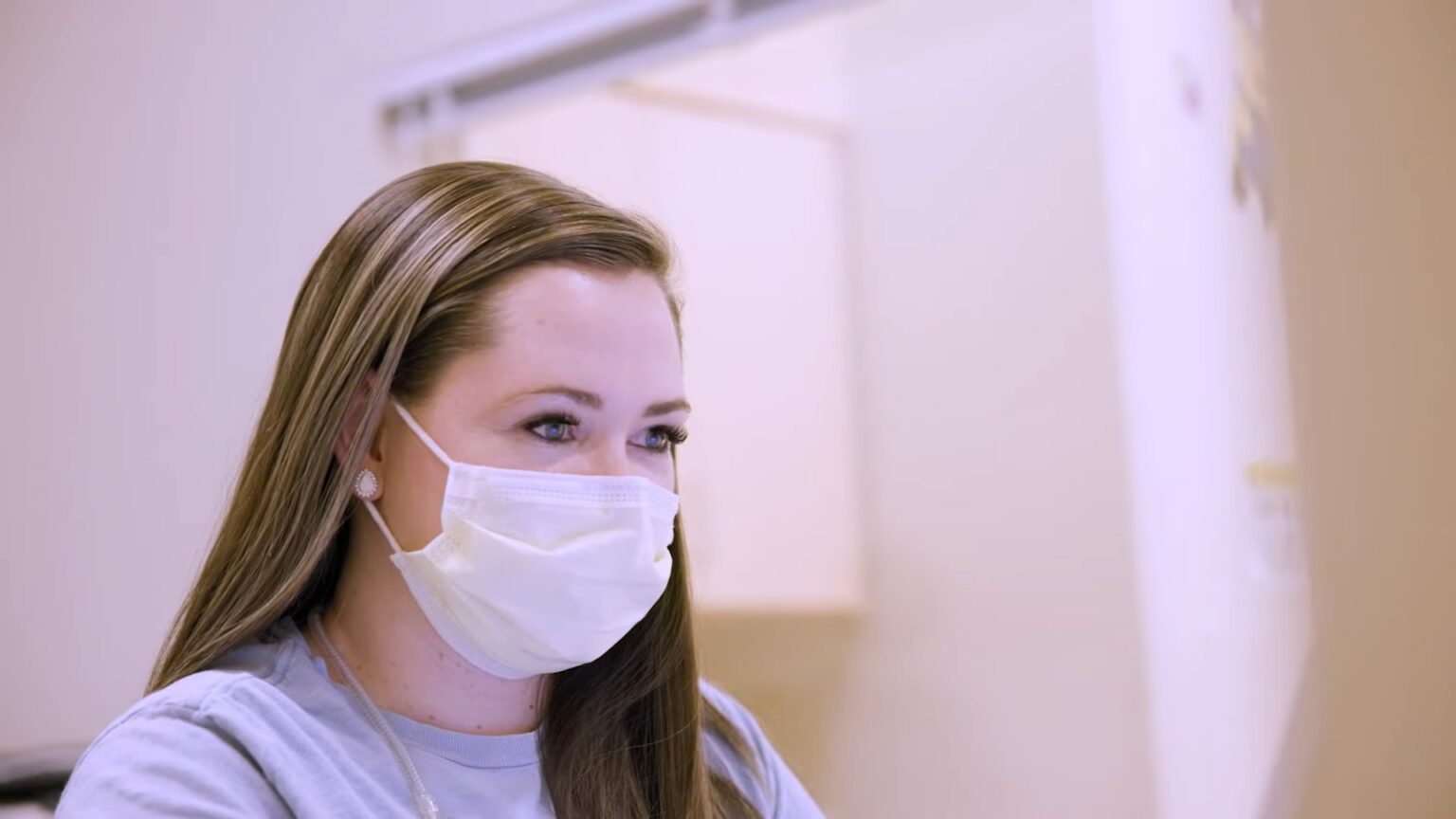 How To Become A Radiology Tech? Explore the Opportunities, Challenges ...